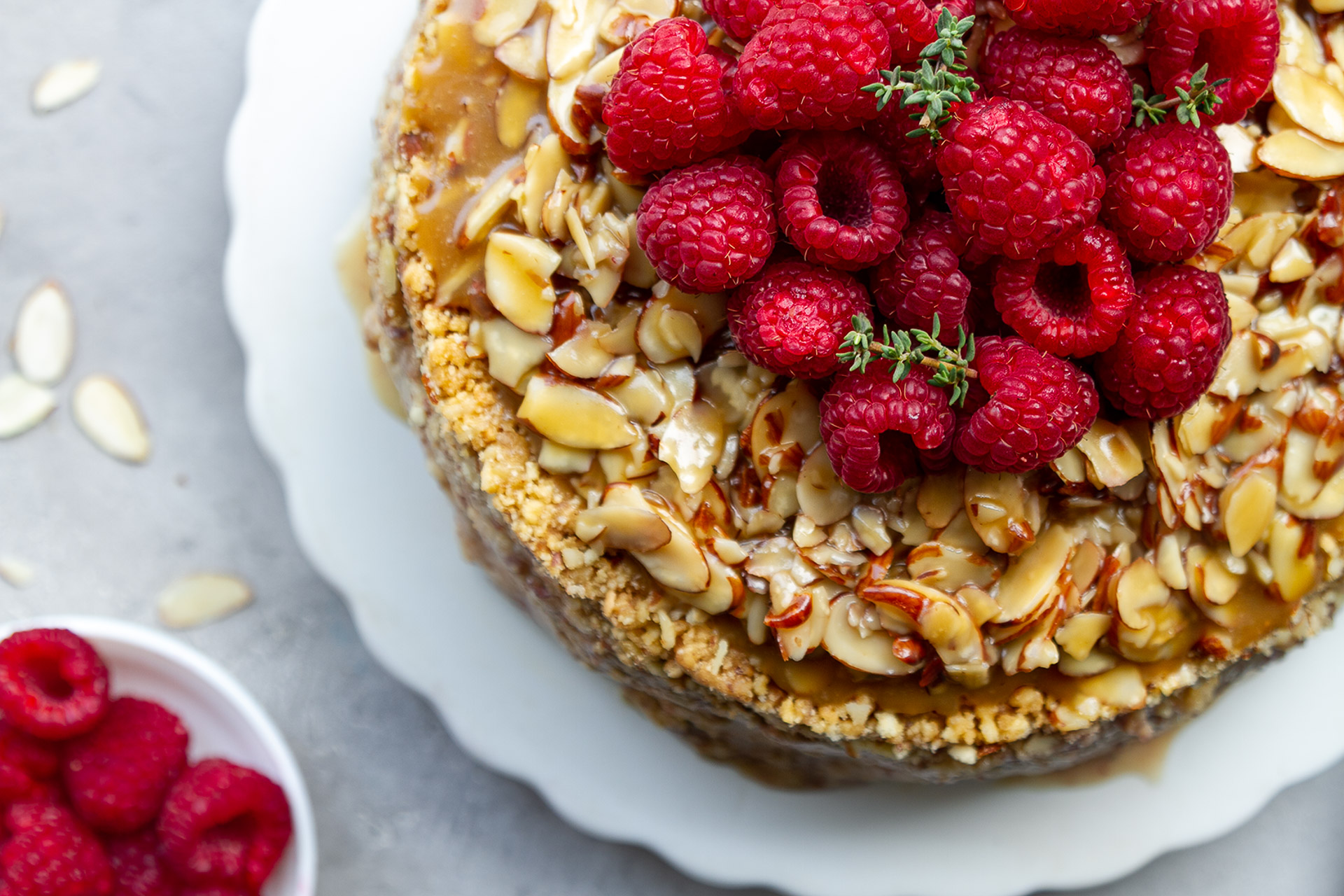 TORTA CALUGA DE FRAMBUESA – Crudo&Cocido